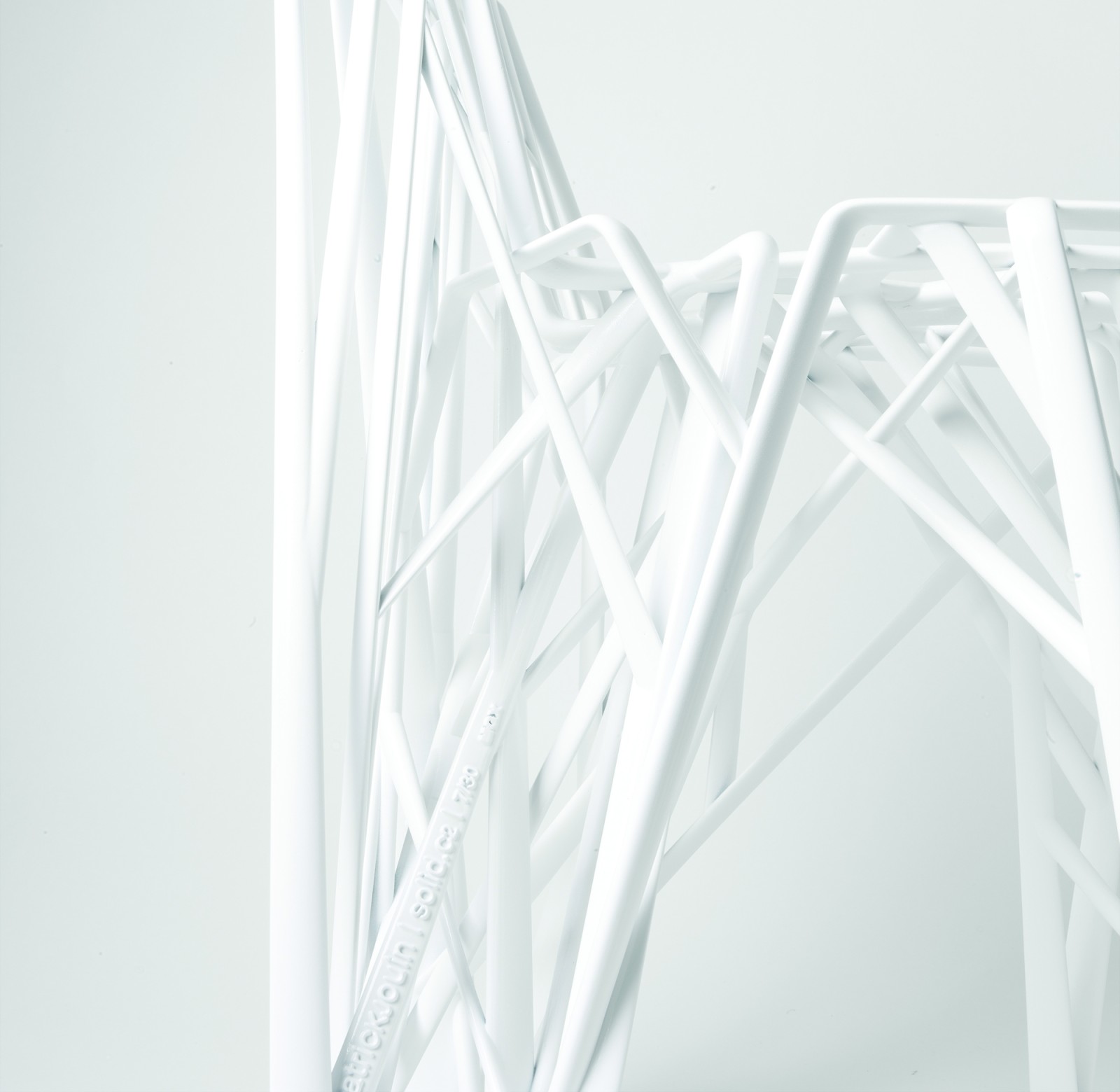 Solid by Patrick Jouin iD